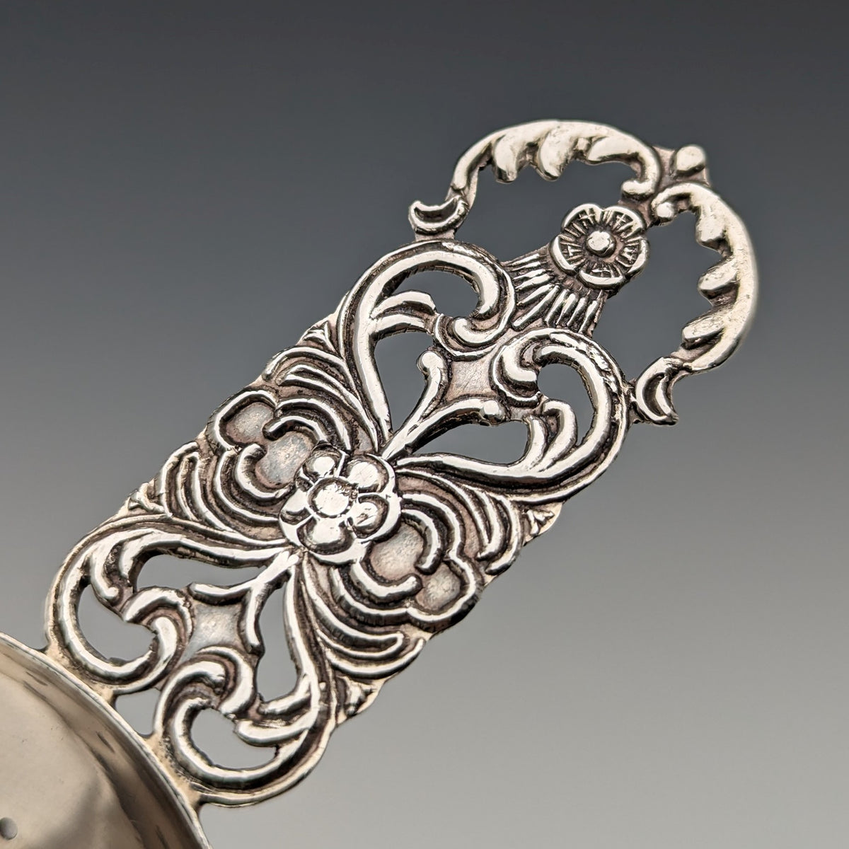 Vintage Sterling Silver Tea Strainer Openwork Engraving 40g – SILVER-LUG