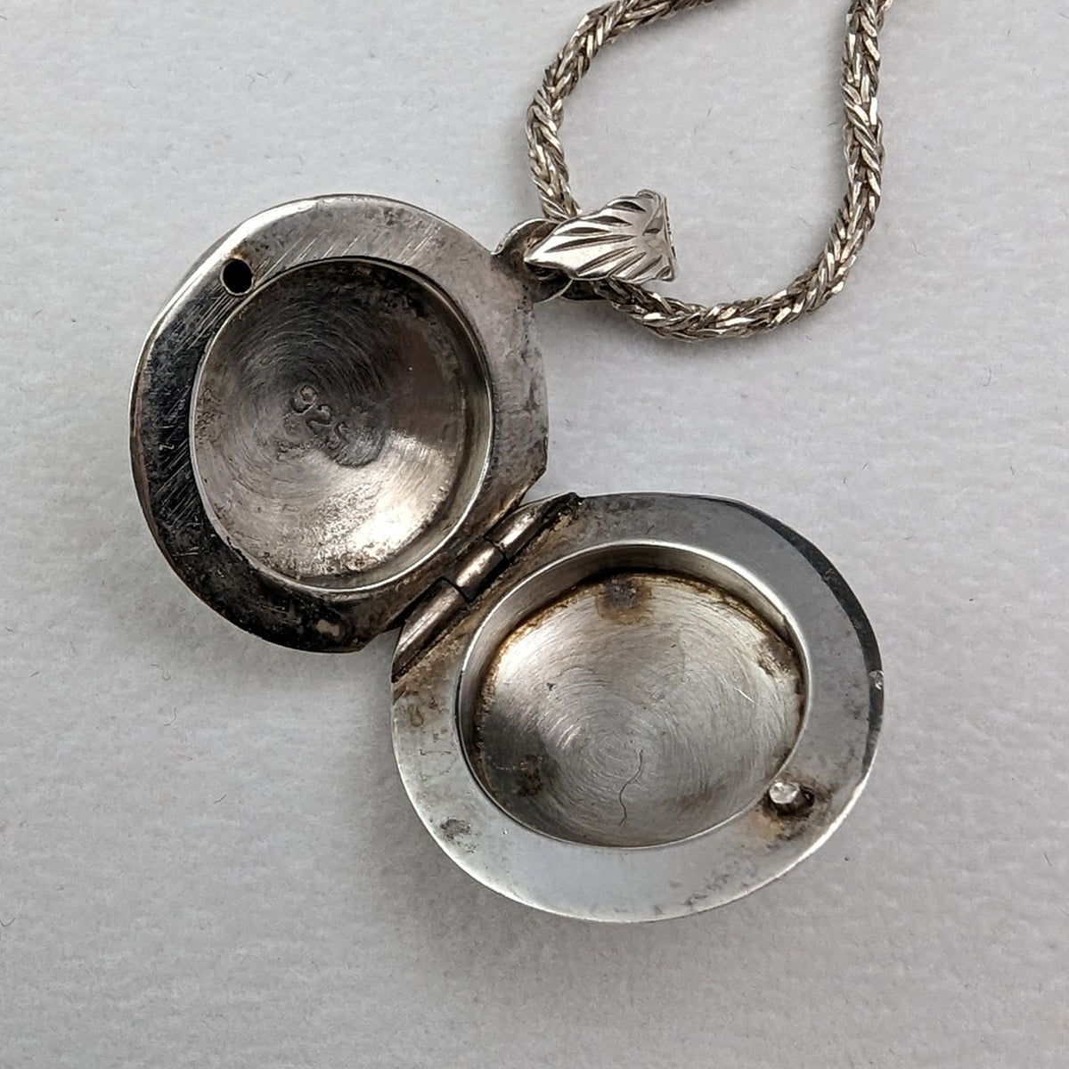 Vintage Sterling Silver Locket Pendant & Sterling Silver Necklace ...
