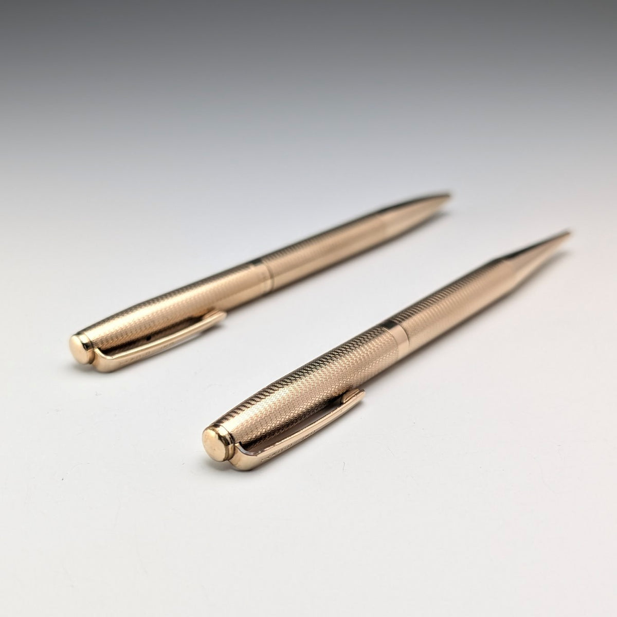 British Vintage Yard O' Red Rold Gold Push-Pull Pencil & Ballpoint ...