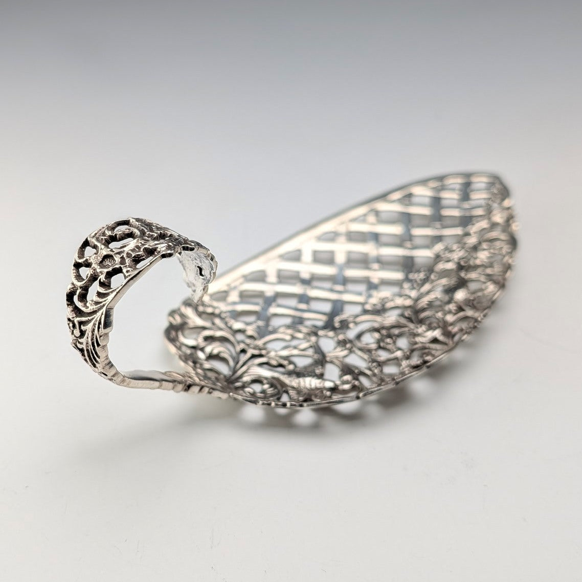 1922 Dutch antique 835 silver bird decoration slicer 43g W2V – SILVER-LUG